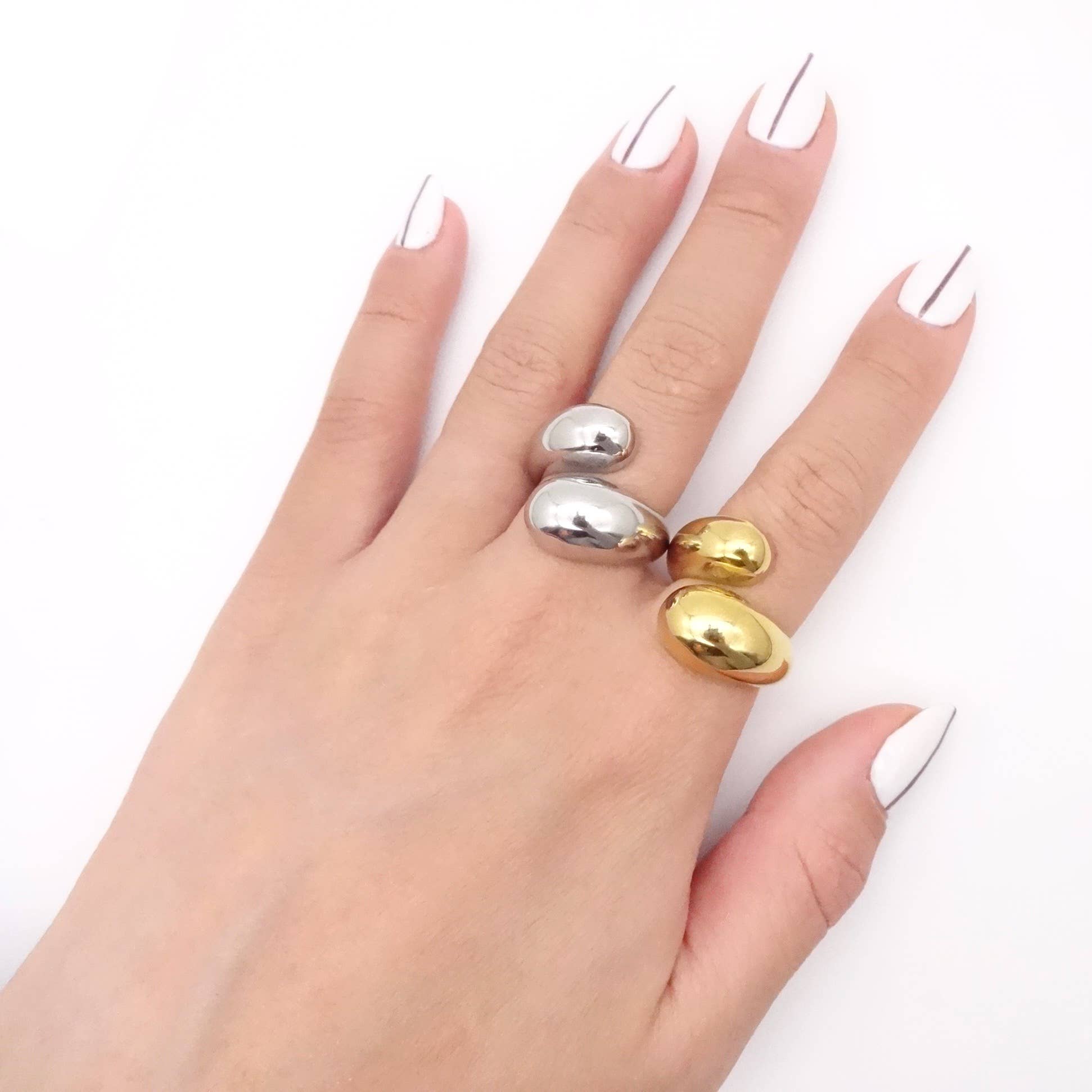 Rings – Maxwell & Geraldine